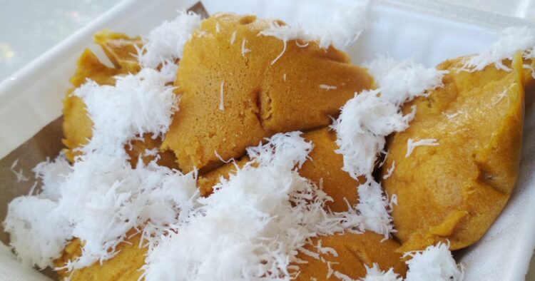 Kue Apang Bugis: Kuliner Khas Makassar yang Kembali Populer