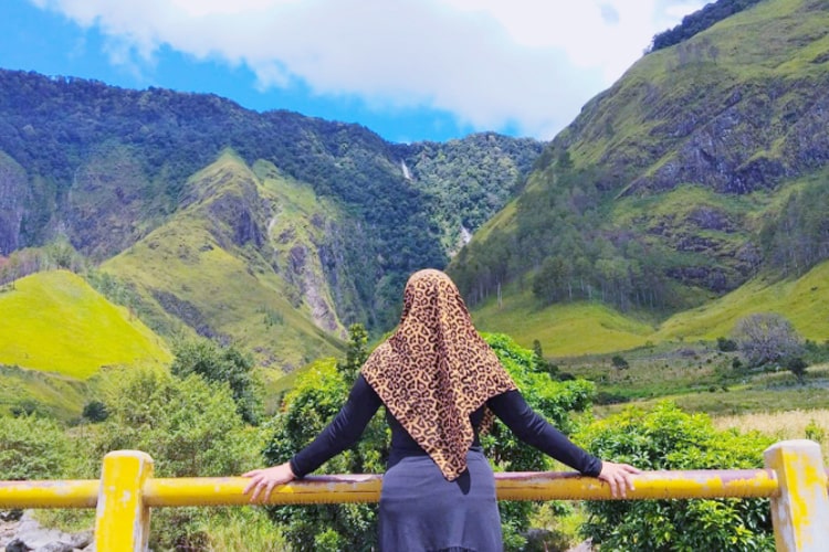 Mengarungi Keindahan Alam di Ujung Silalahi, Destinasi Wisata yang ...