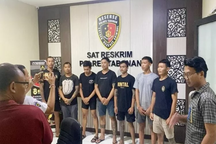 Ugal-ugalan Bawa Motor, Rian Anggara Dipukuli Hingga Tewas