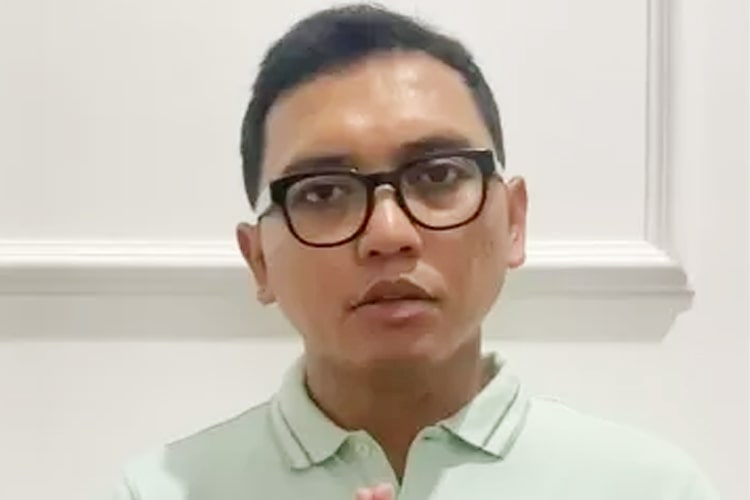 Awalnya Galak, Arie Febriant Merengek Ingin Ketemu Korban yang Dia Ludahi